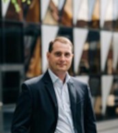 About the Guest Editors | Systemic and oral health