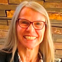 Outstanding reviewers | Communications Earth & Environment