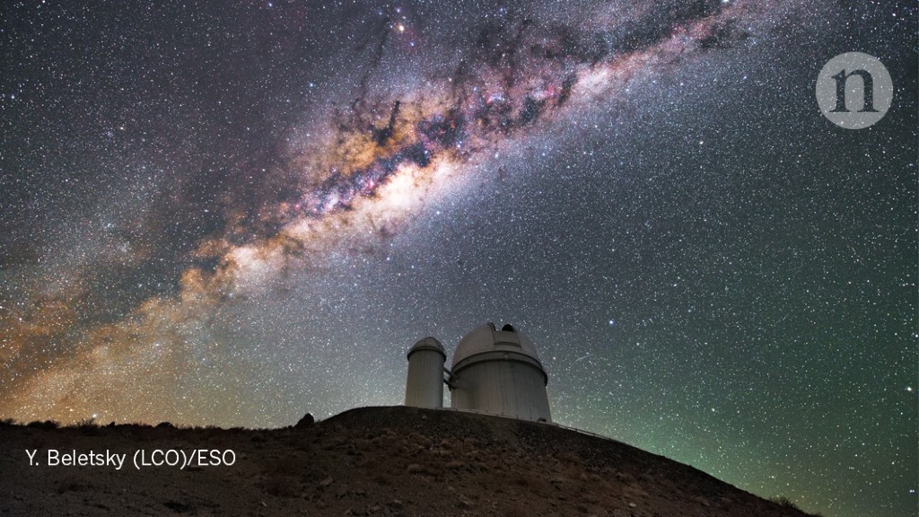 Gigantic stellar cluster may have dwarfish roots