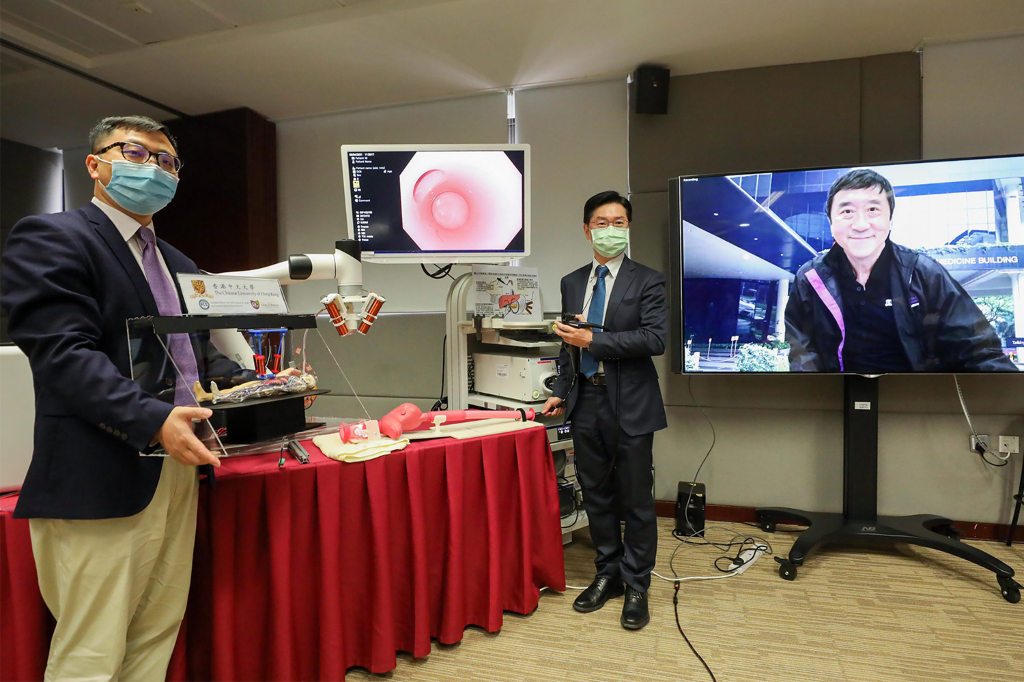 A healthier future with miniature robots