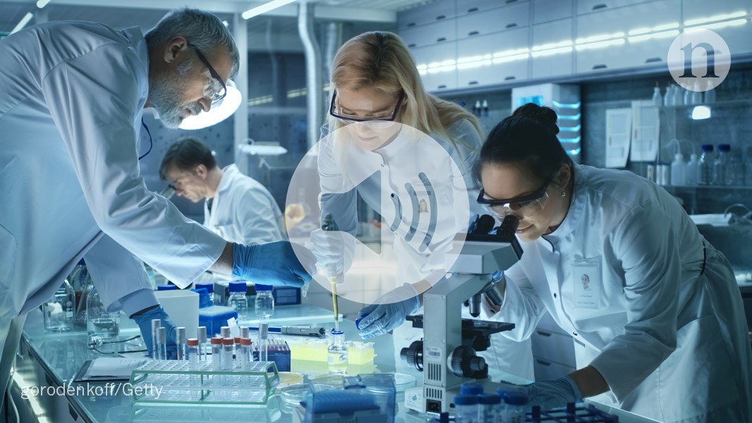 Listen: Small research teams are better than big ones at disrupting science