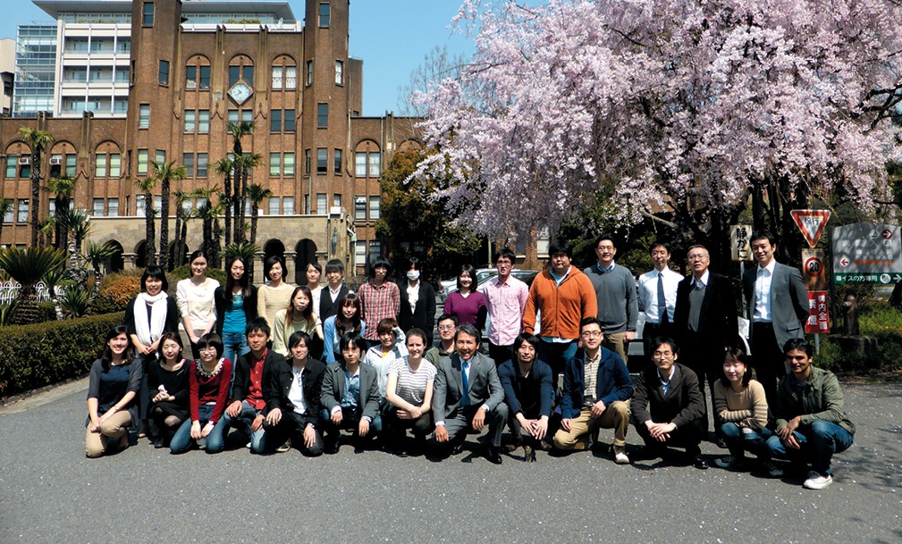 Cholera vaccine delivered via a cup of rice water