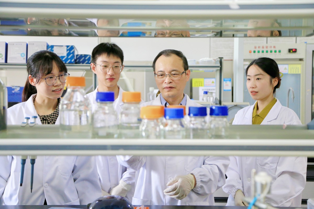 Massive library of bacterial strains could lead to menu of new ...