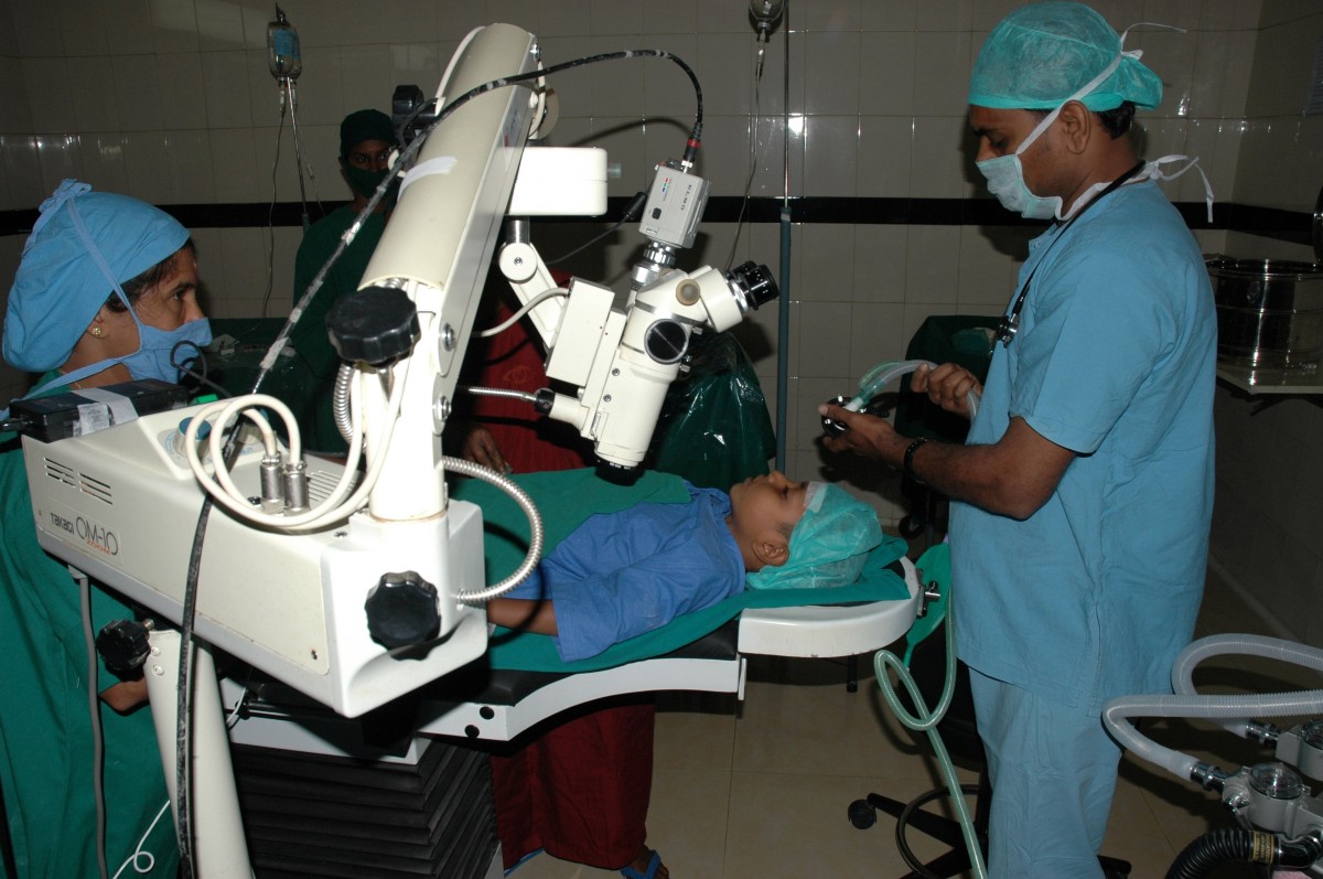 Surgery partially restores vision in congenitally blind adolescents