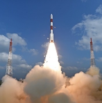 India packs 104 satellites in a launch, makes history