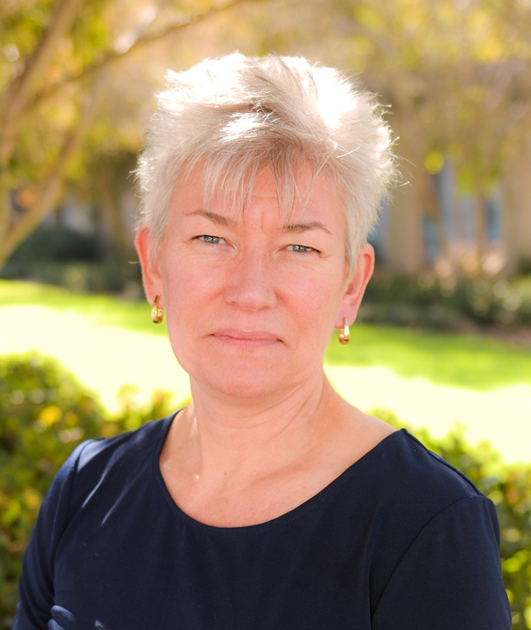 Stem cells and spinal-cord injuries: an intricate issue