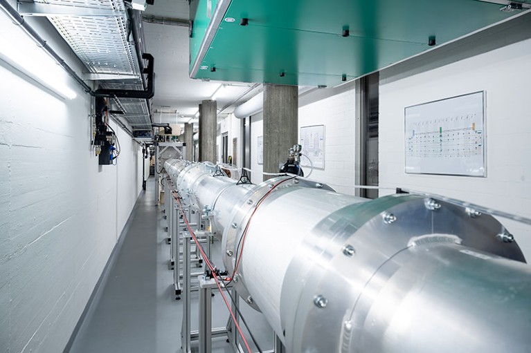 Superconducting qubits cover new distances